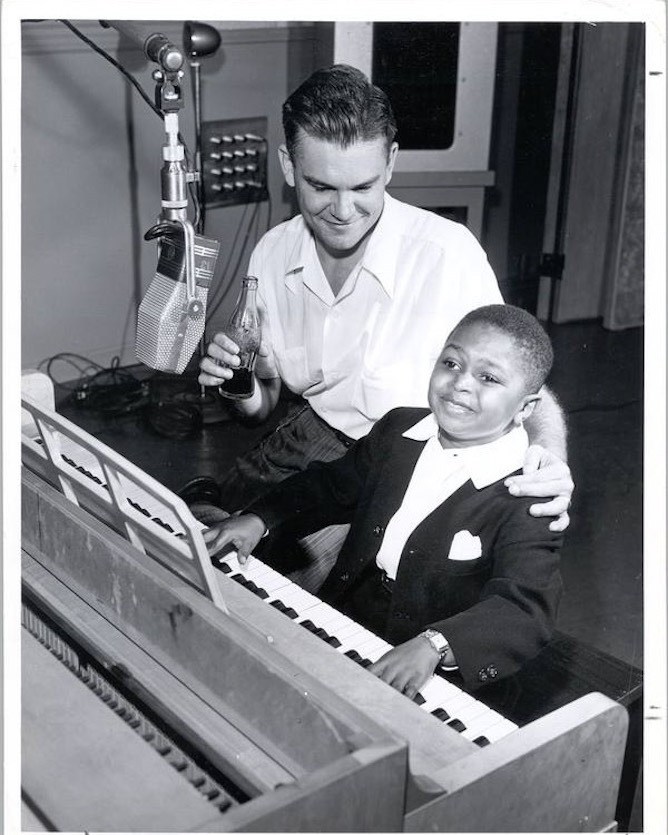 Frank "Sugar Chile" Robinson - Music Maker