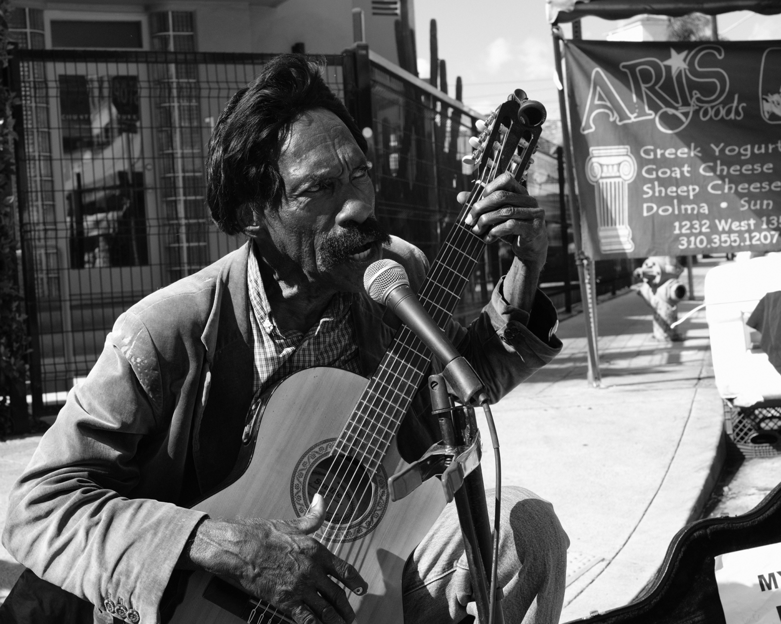 Roger Parham-Brown at The L.A. Underground Folk Music Festival - Music ...