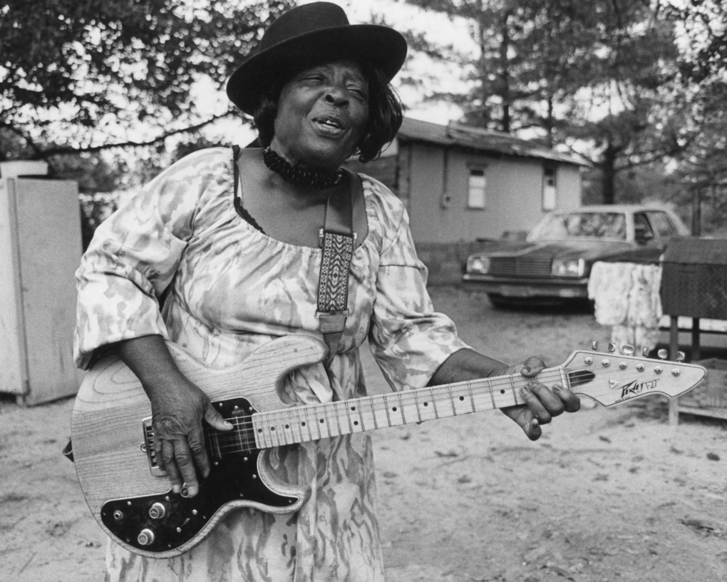 Cora Fluker - Music Maker